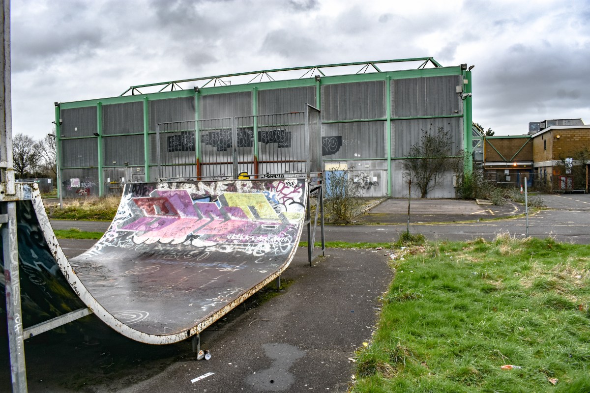 Save Oasis Swindon ask Swindon to help save the iconic Oasis in its ...